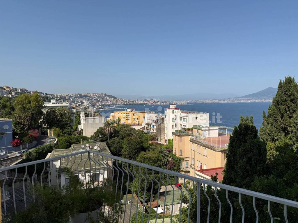 Affitto Appartamento Napoli. Bilocale in via Posillipo 168. Buono stato ...