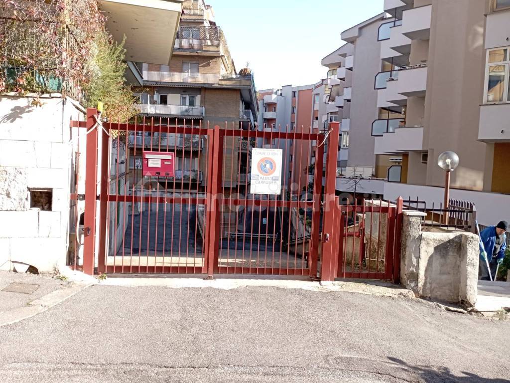 Garage - Box via Marcello II, Roma, Rif. 121252036 - Immobiliare.it