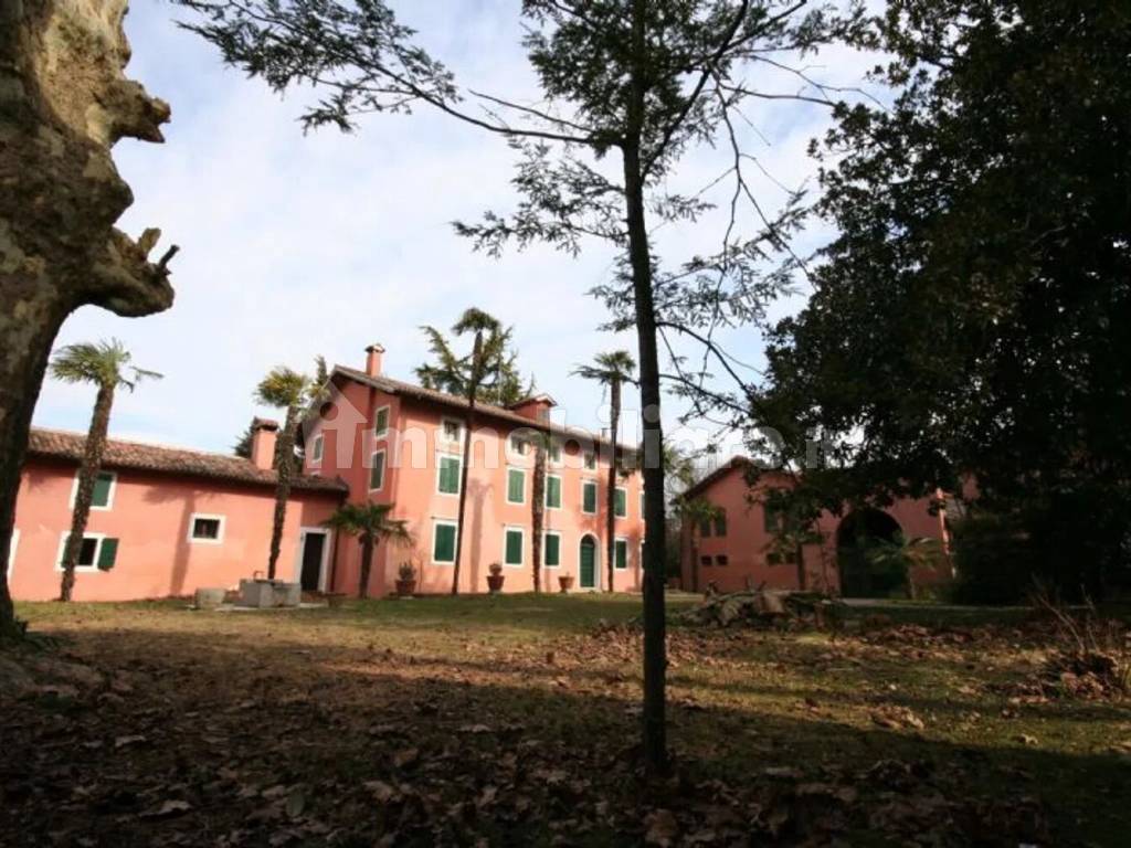 Vendita Villa unifamiliare in Area Residenziale Teglio Veneto Teglio ...