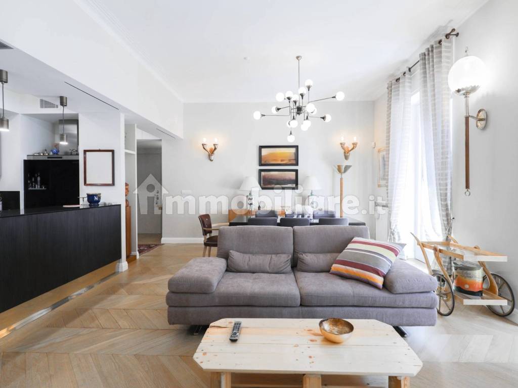 Vendita Appartamento Milano. Trilocale in via Raimondo Franchetti ...