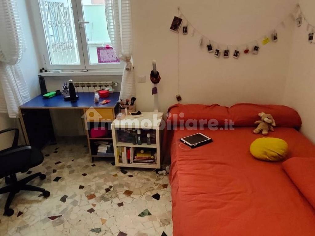 Affitto Appartamento Roma. Trilocale in via Enrico Stevenson, 17. Buono ...