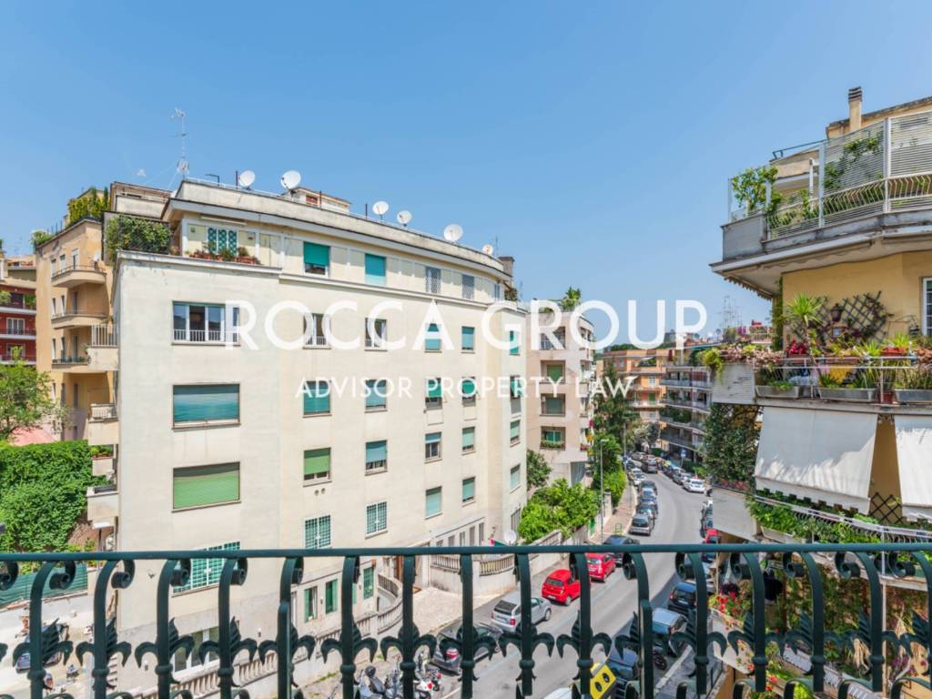 Affitto Attico in via Archimede Roma. Ottimo stato, posto auto, con ...