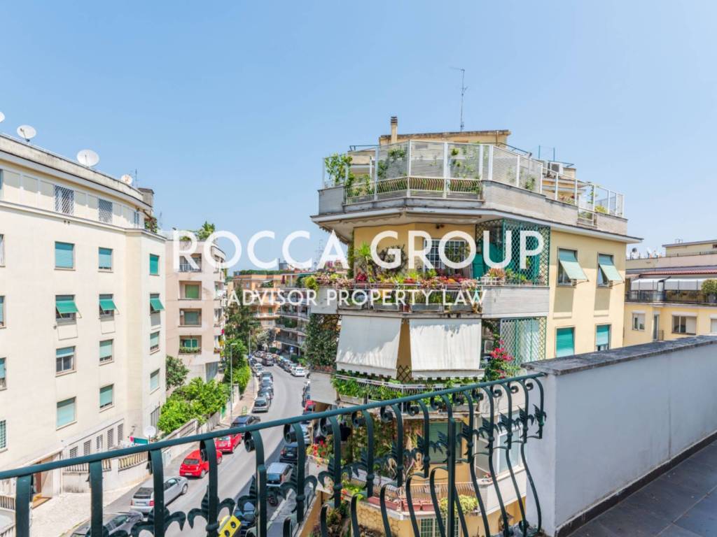 Affitto Attico in via Archimede Roma. Ottimo stato, posto auto, con ...