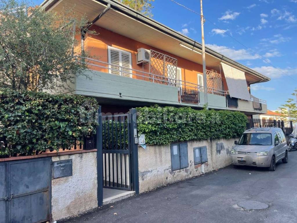 Vendita Appartamento San Pietro Clarenza. Bilocale in via delle ...