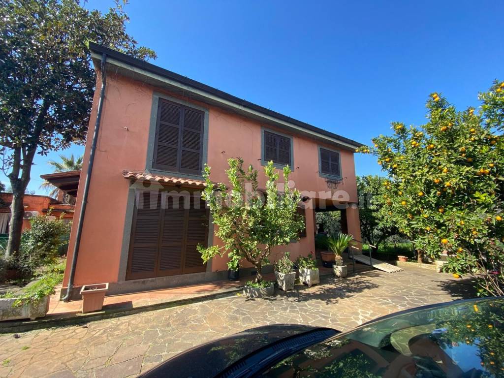 Vendita Casale in via Colle Santa Maria 8 Velletri. Buono stato, posto ...