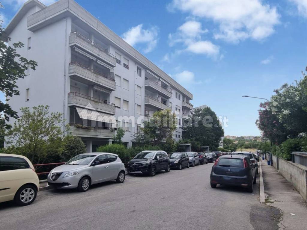 Vendita Appartamento Pescara. Quadrilocale in via Campo Felice 30 ...