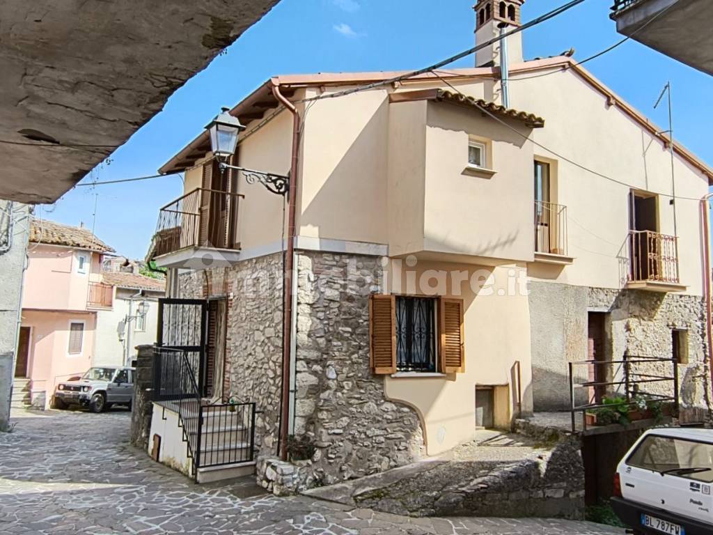 Vendita Terratetto unifamiliare in via Sabino 41 Nespolo. Ottimo stato ...