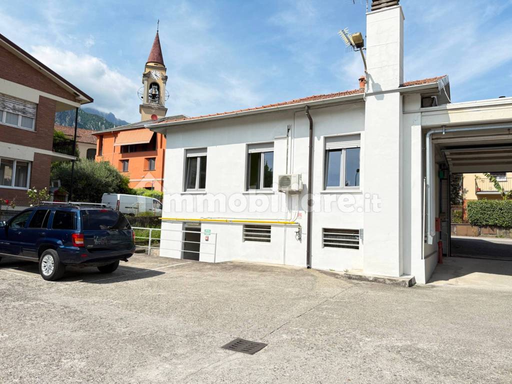 Ufficio - Studio via Fiume 8, Lecco, Rif. 121434966 - Immobiliare.it