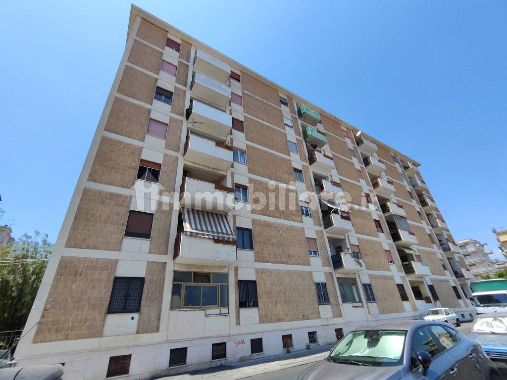 Vendita Appartamento Catania. Quadrilocale in piazza del Risorgimento ...