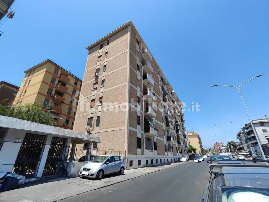 Vendita Appartamento Catania. Quadrilocale in piazza del Risorgimento ...