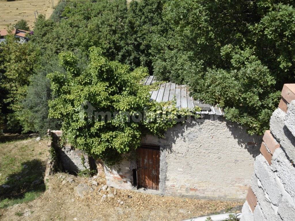 Vendita Rustico in via Fossa dei Ciucci Minturno. Da ristrutturare ...