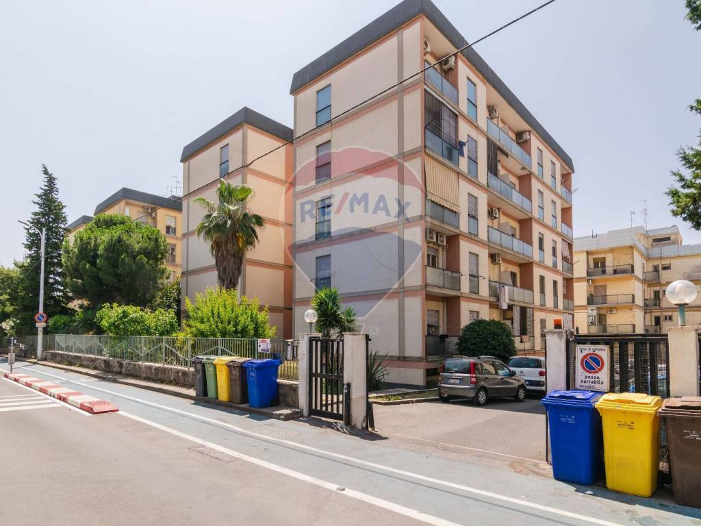 Vendita Appartamento in via Varese 12. Catania. Buono stato, quarto ...