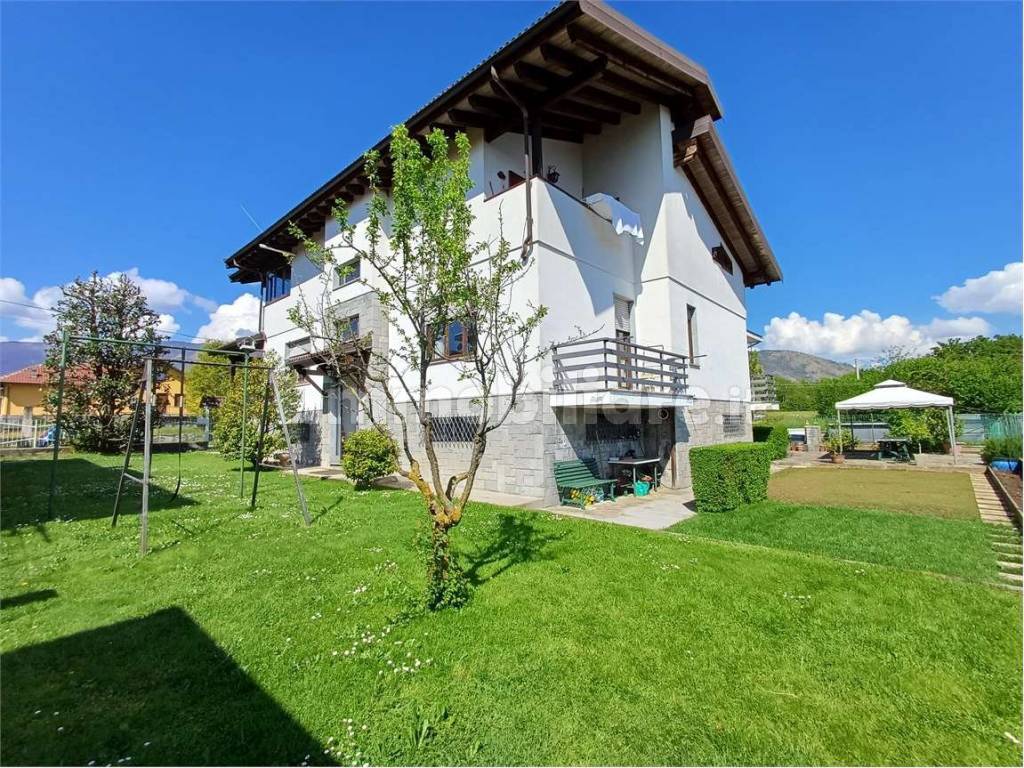 Vendita Villa unifamiliare in Montebasso, 12 Fiano. Buono stato, posto ...