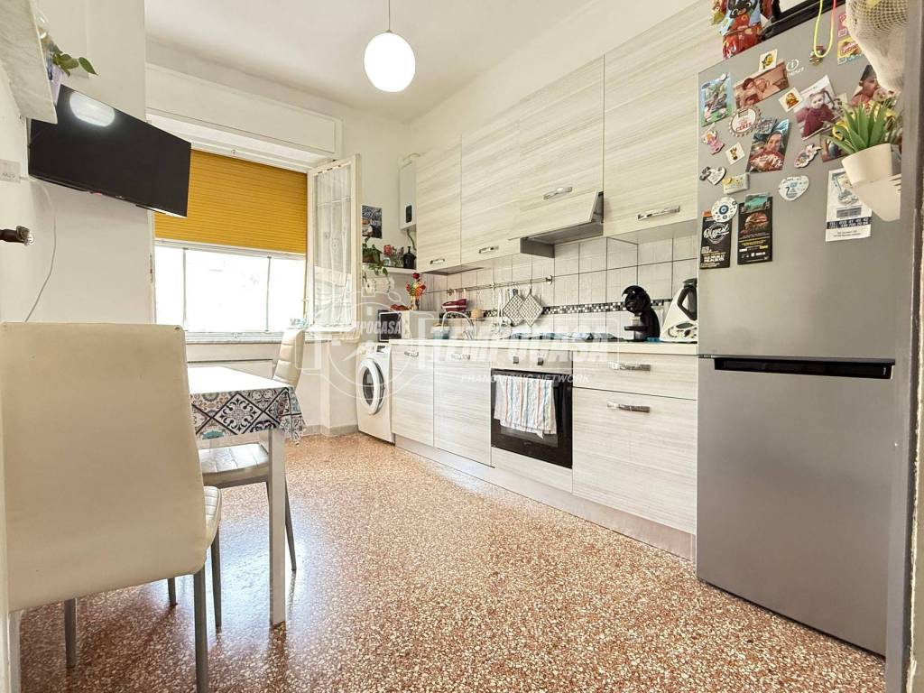 Vendita Appartamento Genova. Trilocale in via Marco Giuseppe Compagnoni ...