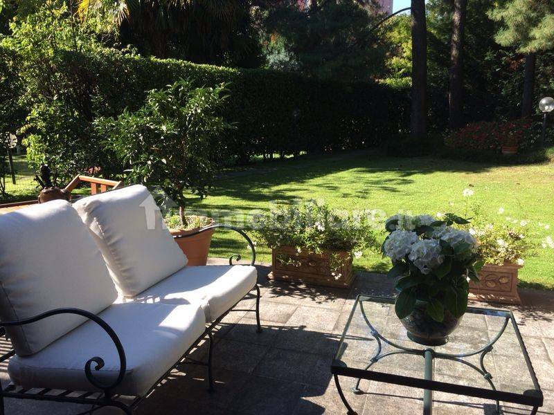 Affitto Villa unifamiliare in via Federico Tesio Milano. Ottimo stato ...