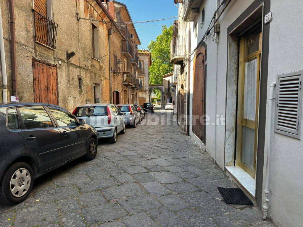 Vendita Terratetto unifamiliare in via Murato Forino. Buono stato ...