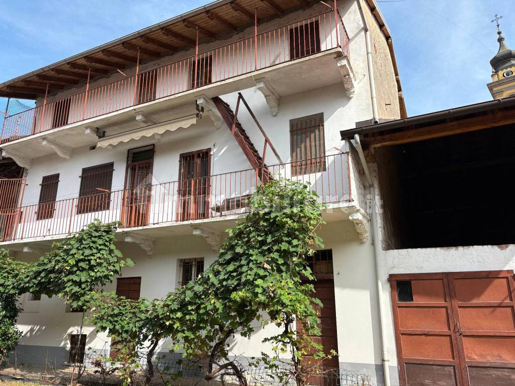 Palazzo - Edificio via Don Giovanni Bosco, Romentino, Rif. 121615360 ...