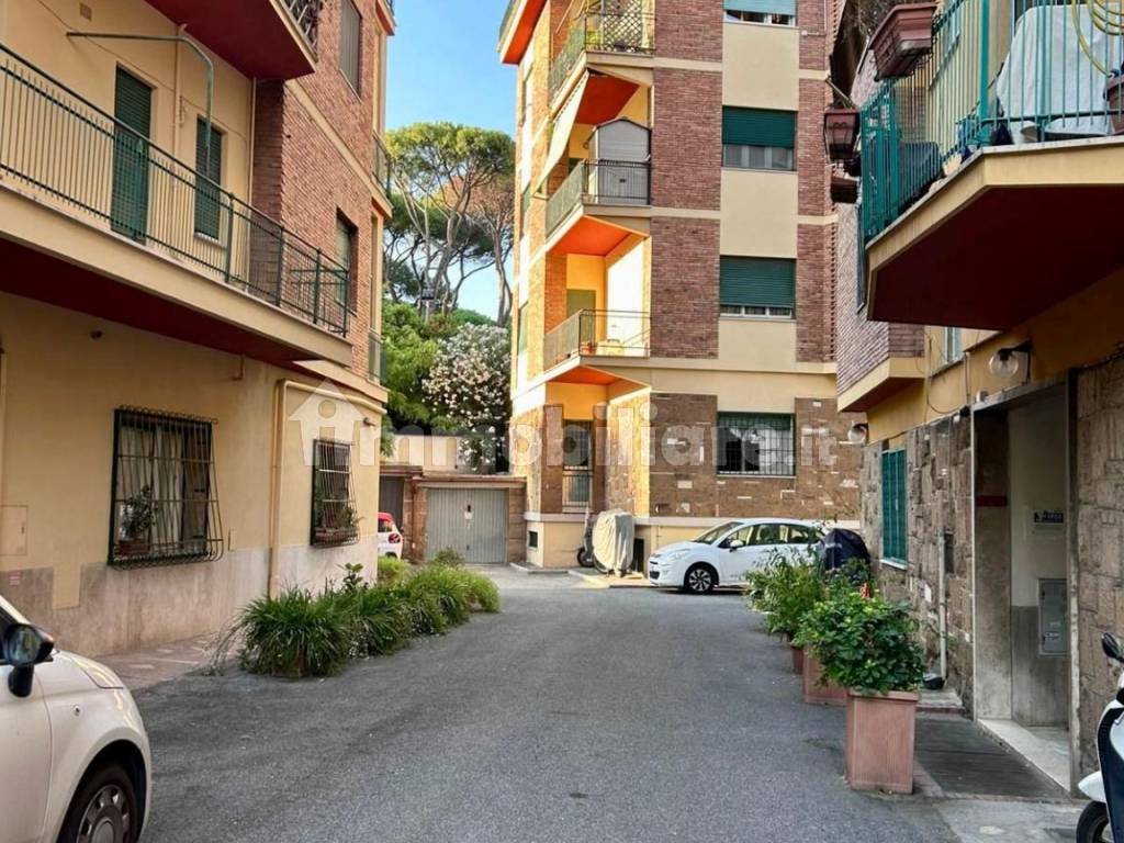 Affitto Appartamento Roma. Trilocale in via Giacomo Folchi. Ottimo ...