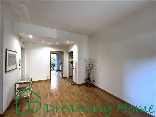 Vendita Appartamento Roma. Trilocale in via Mario Musco 19. Buono stato ...