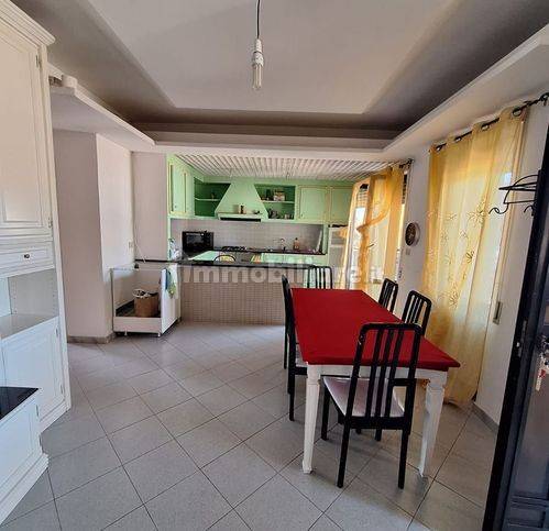 Vendita Appartamento Vetralla. Quadrilocale in via Salvo D'Acquisto. Buono stato, secondo piano ...