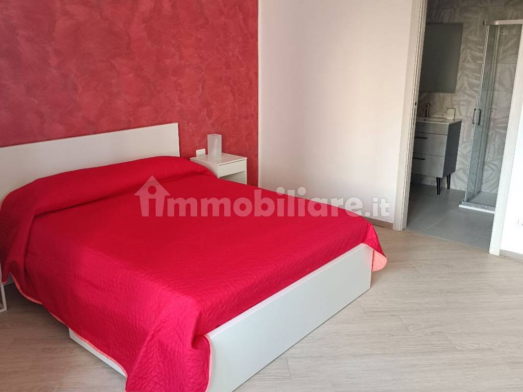 Stanza singola in affitto, affittasi camera singola via Plebiscito 415 ...