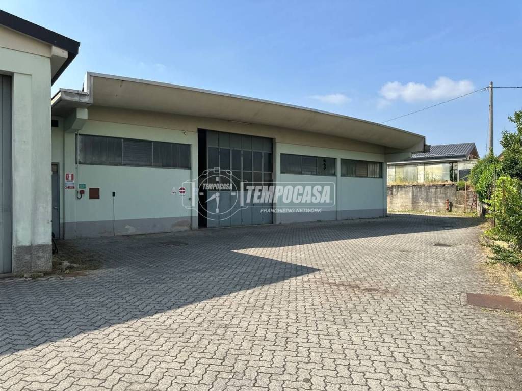 Laboratorio via Risorgimento 36, Tavernerio, Rif. 121681712 ...