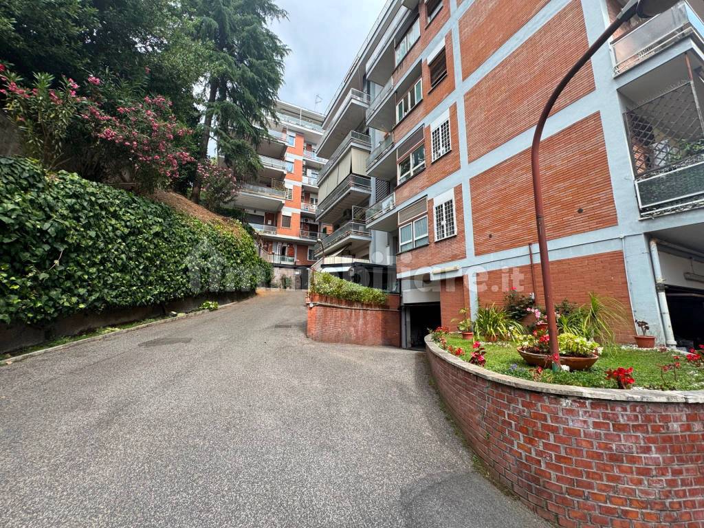 Vendita Appartamento Roma. Bilocale in via degli Orti della Farnesina ...