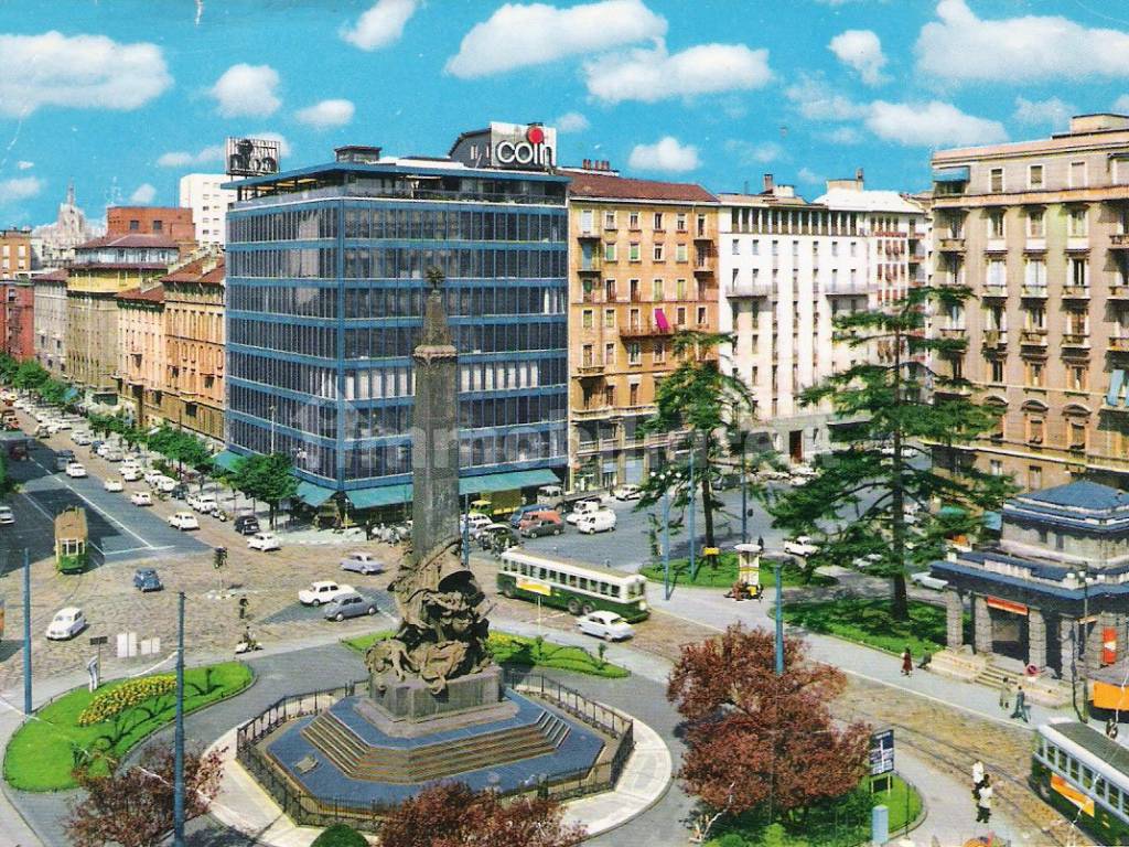 Affitto Attico in viale Premuda 14 Milano. Ottimo stato, posto auto ...