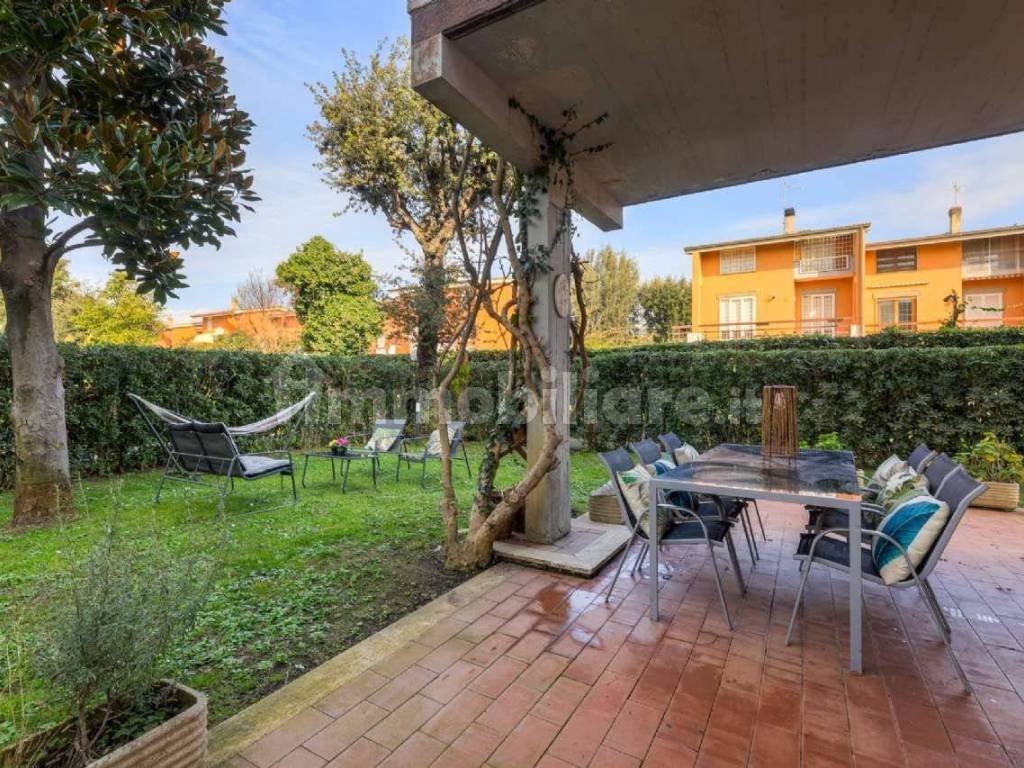 Affitto Villa unifamiliare in via Loano Fiumicino. Ottimo stato, con ...