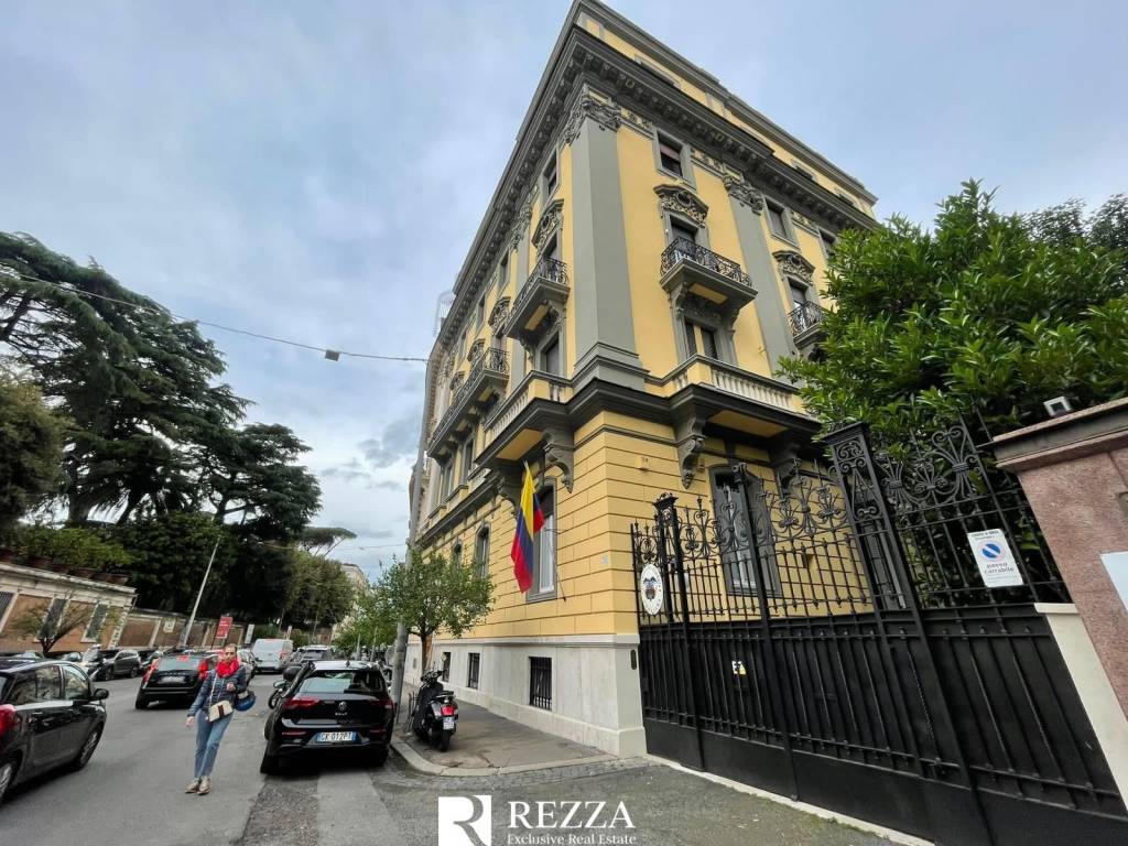 Rent Apartment Rome. 3-room flat in via Po. Excellent condition, semi ...