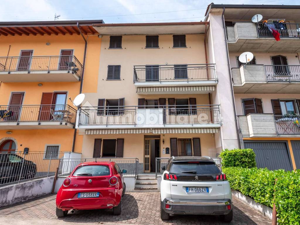 Vendita Terratetto unifamiliare in via Inzogno 16 Zogno. Buono stato ...