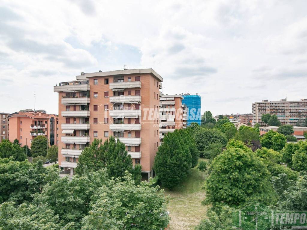 Vendita Appartamento Sesto San Giovanni. Bilocale in viale MATTEOTTI ...