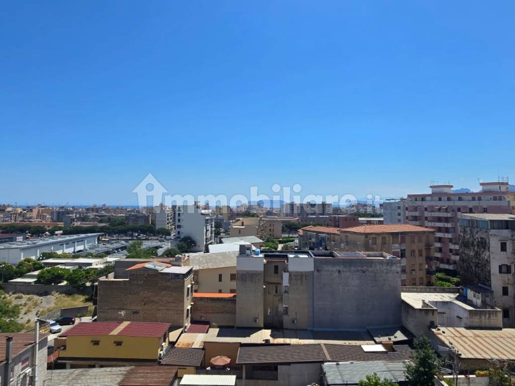 Vendita Appartamento Palermo. Quadrilocale in via Fiumefreddo 11. Buono ...