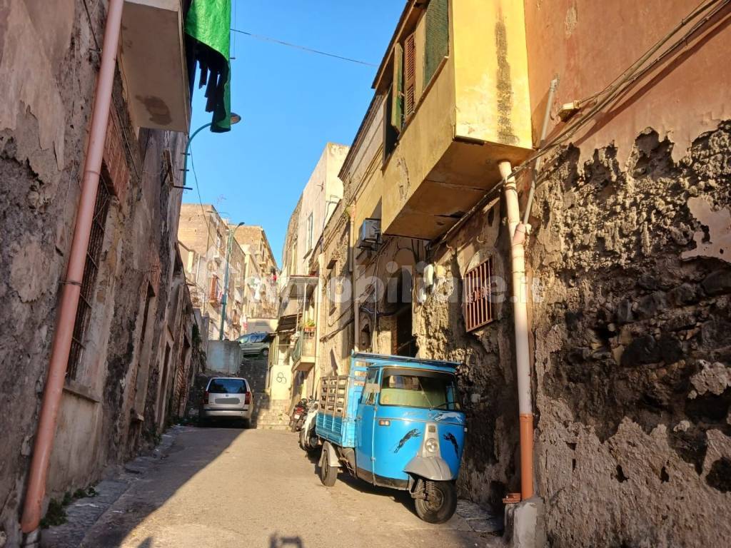 Asta per appartamento, via Gradoni E Canali, 26 26 Torre del Greco, rif ...