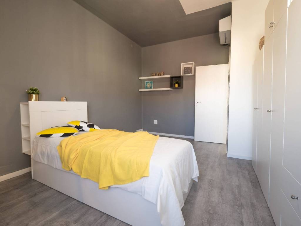 Stanza singola in affitto, affittasi camera singola via Cornelia Sale ...