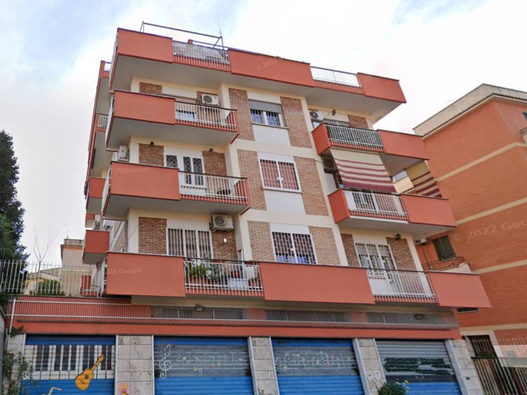 Auction for building, via Calpurnio Fiamma, Cinecittà Rome, ref ...