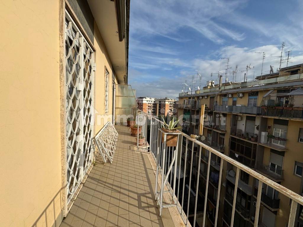 Stanza singola in affitto, affittasi camera singola piazza dei Consoli ...