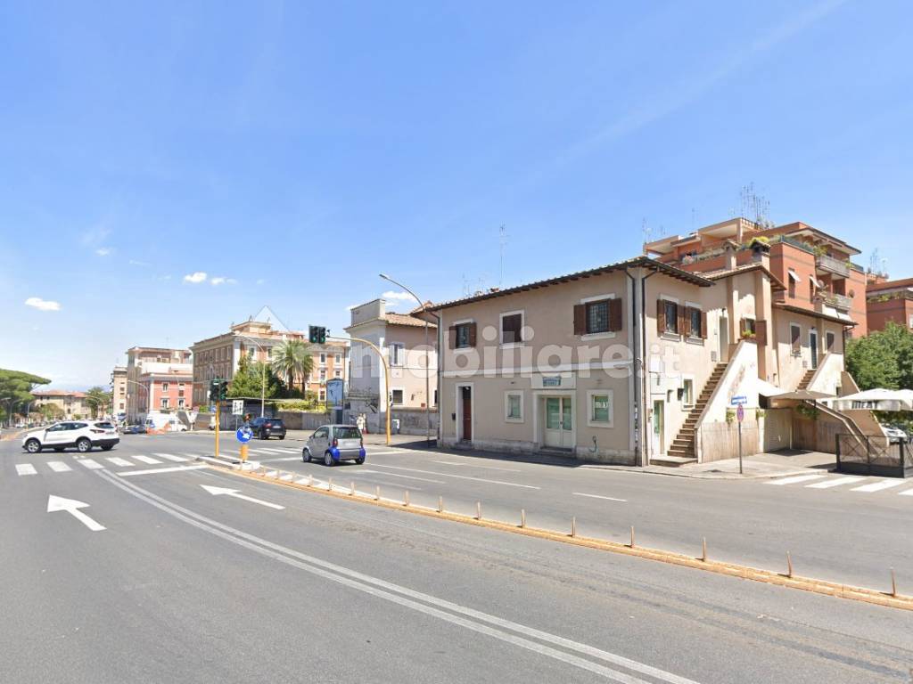 Locale commerciale via Portuense 465A, Roma, Rif. 121855306 ...