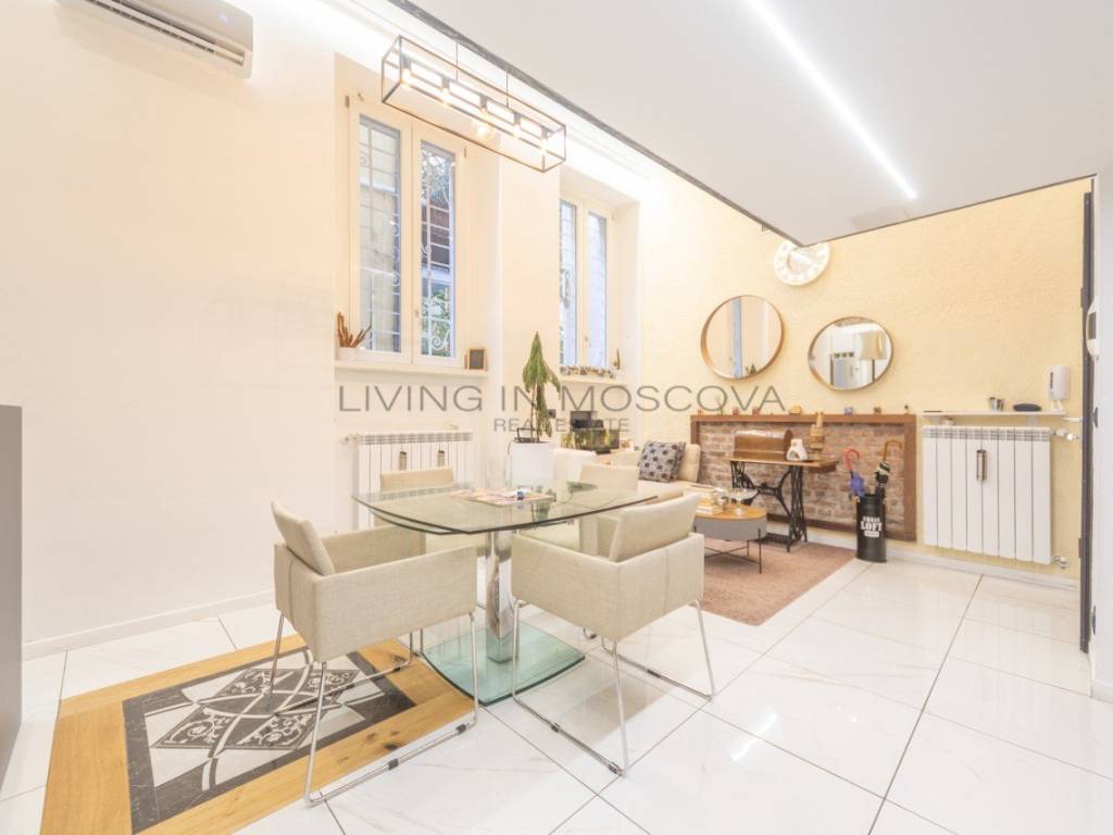 Vendita Appartamento Milano. Trilocale in via Cristoforo Gluck 16. Ottimo stato, su più livelli ...