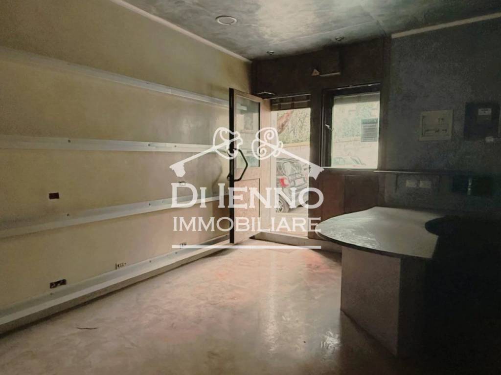 Locale commerciale via Nicolo Piccinni, Roma, Rif. 121896028 ...