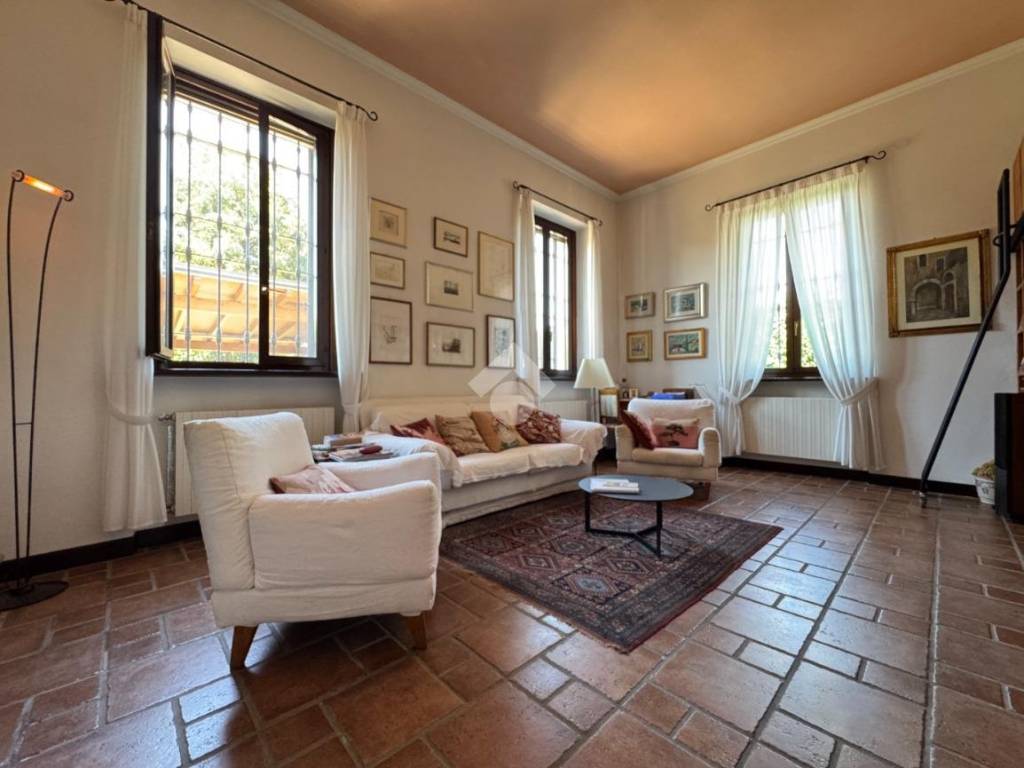 Vendita Villa unifamiliare in via Cesare Battisti 29 Galliate. Ottimo ...