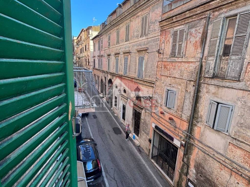 Vendita Appartamento Zagarolo. Trilocale in vicolo Brembi. Buono stato ...