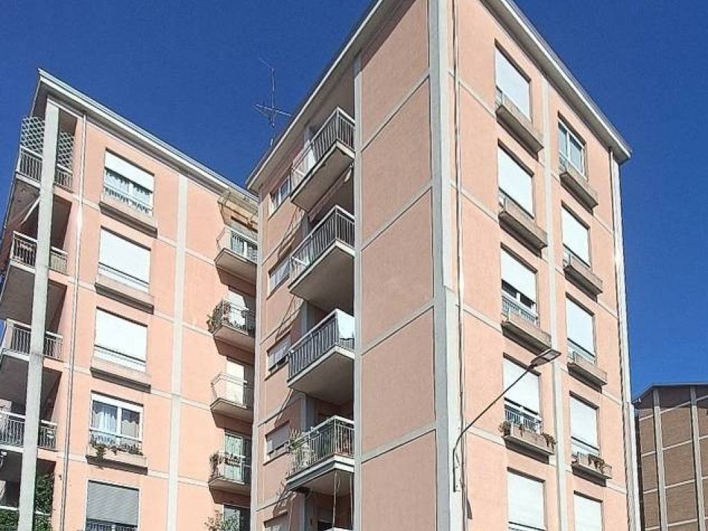 Vendita Appartamento Castellanza. Trilocale in via Firenze 8. Da ...