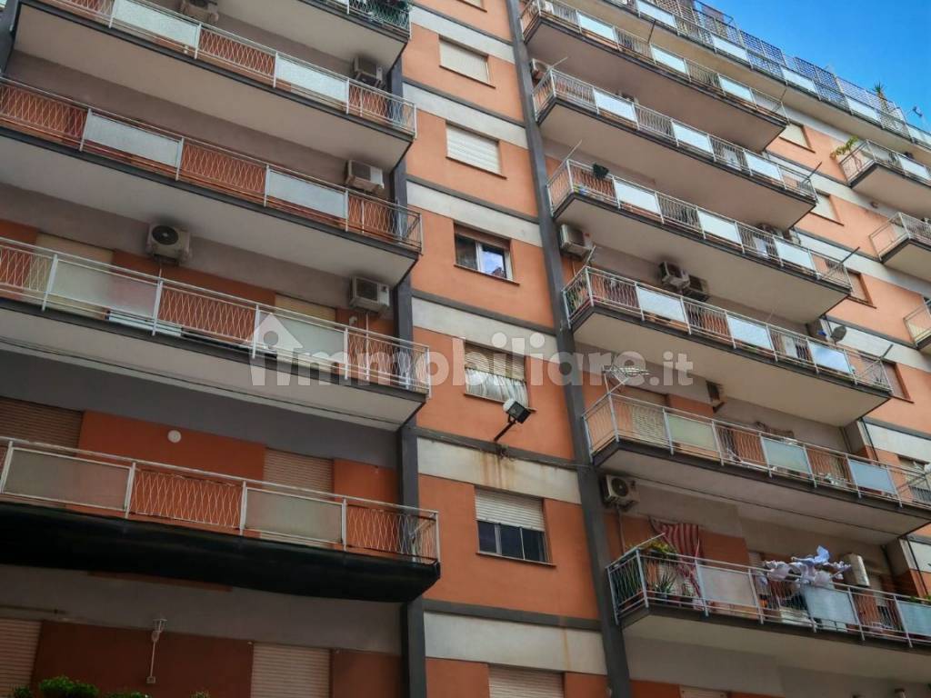 Vendita Attico in via Orso Mario Corbino 36 Palermo. Buono stato, con ...