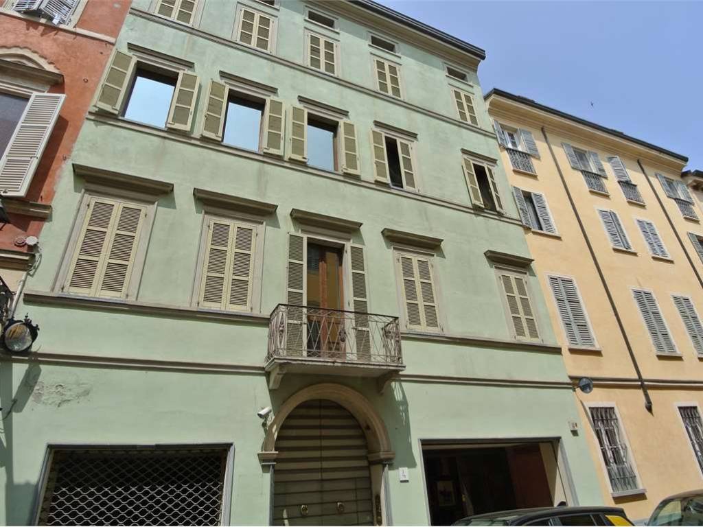 Affitto Appartamento Parma. Trilocale in via Petrarca, 4. Ottimo stato ...