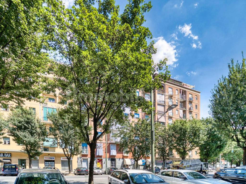 Vendita Appartamento Torino. Trilocale in via Borgaro 84. Ottimo stato ...