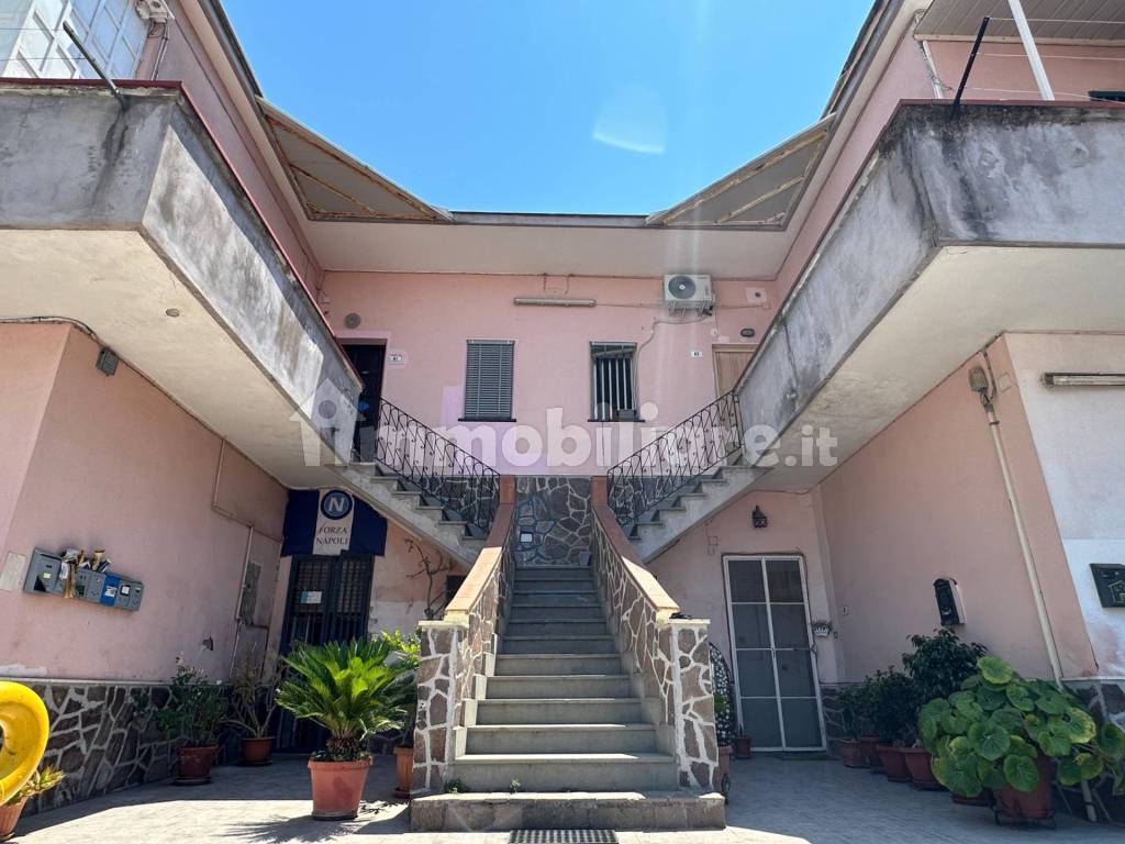 Vendita Appartamento Massa di Somma. Bilocale in via Conte di Pianura ...