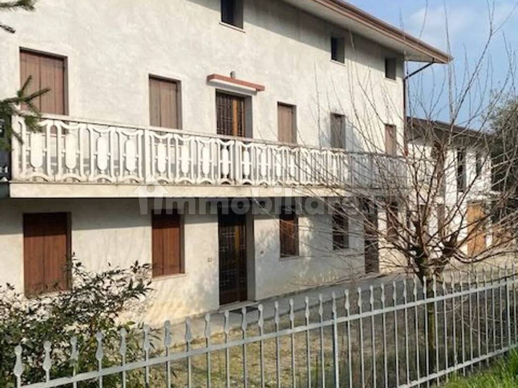 Vendita Villa unifamiliare in Camolli Casut San C. Sacile. Buono stato ...