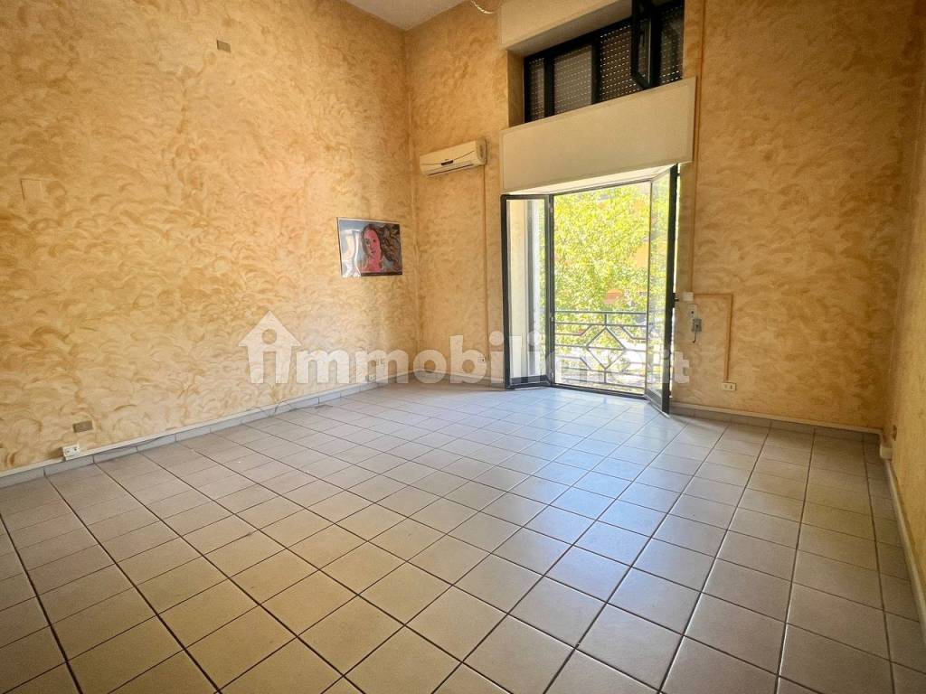 Ufficio - Studio via Cutinelli, Baronissi, Rif. 122030540 - Immobiliare.it