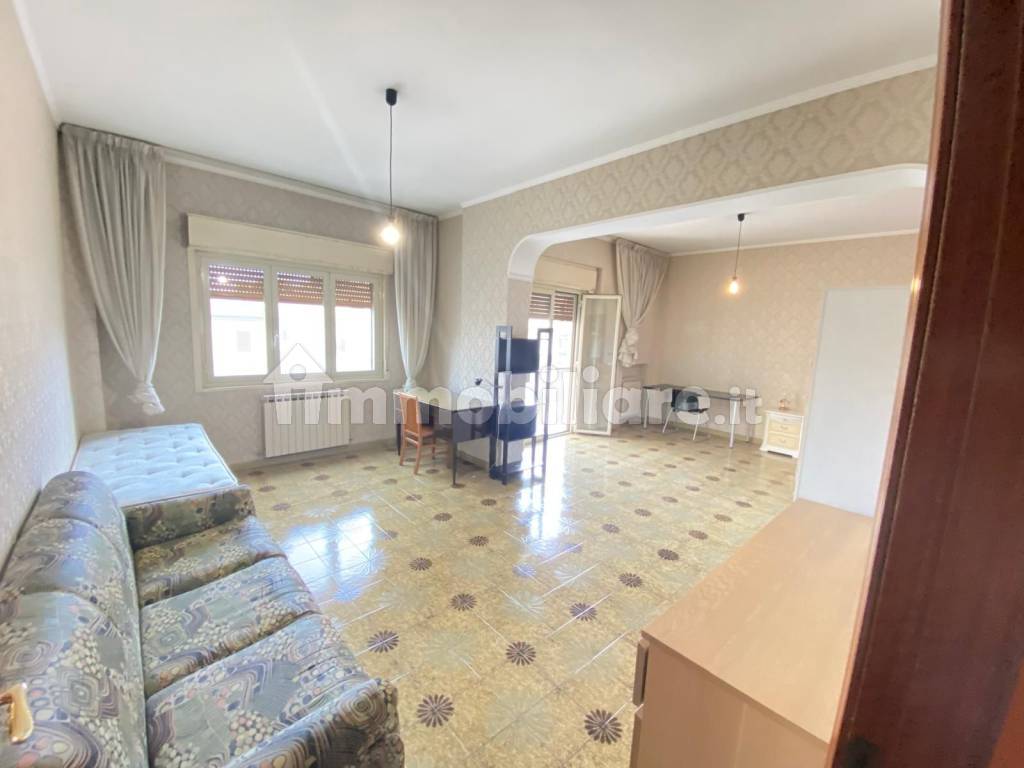 Stanza in affitto in Appartamento, affittasi camera via Lodi 6, Messina